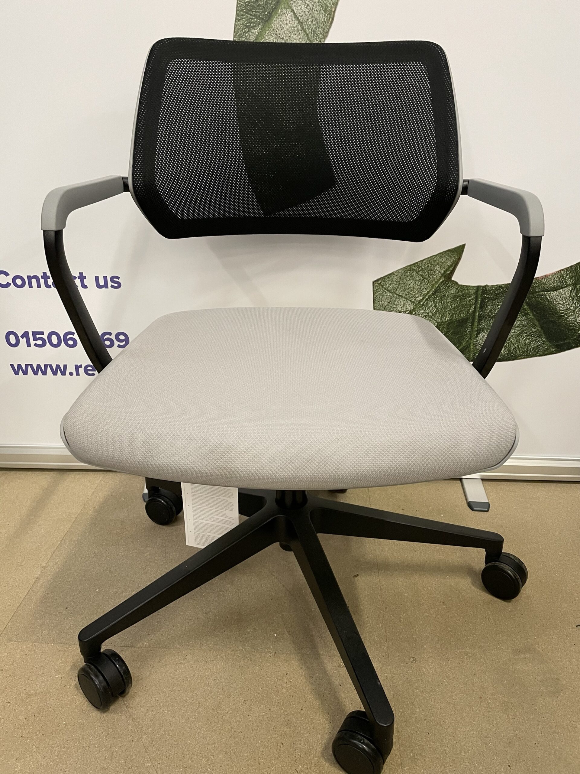 Grey and Black Steelcase QiVi Collaboration Chair - Recycle Scotland